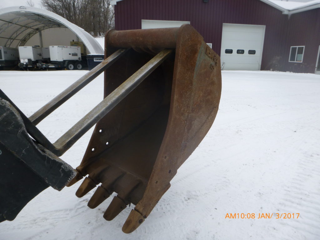 Wain Roy XLS 36in Bkt (9) | Tibbits Equipment Services, Inc.